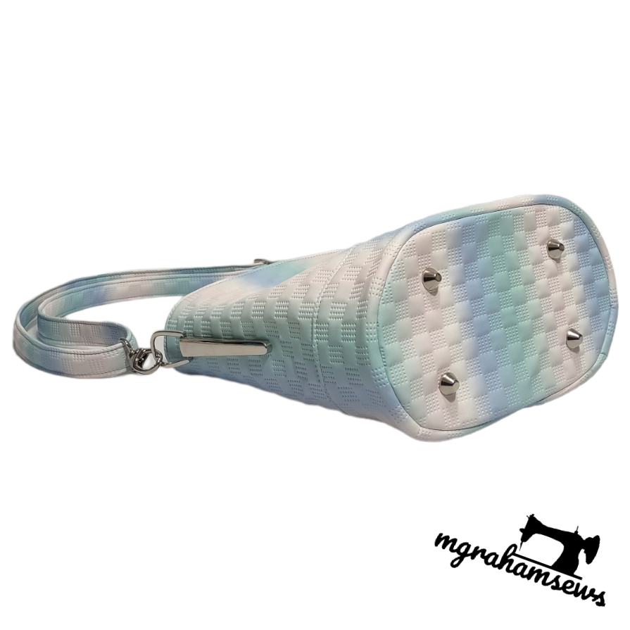 Awesome Oval Bag PDF Pattern - Sewing Patterns by Mrs H – The Make Space
