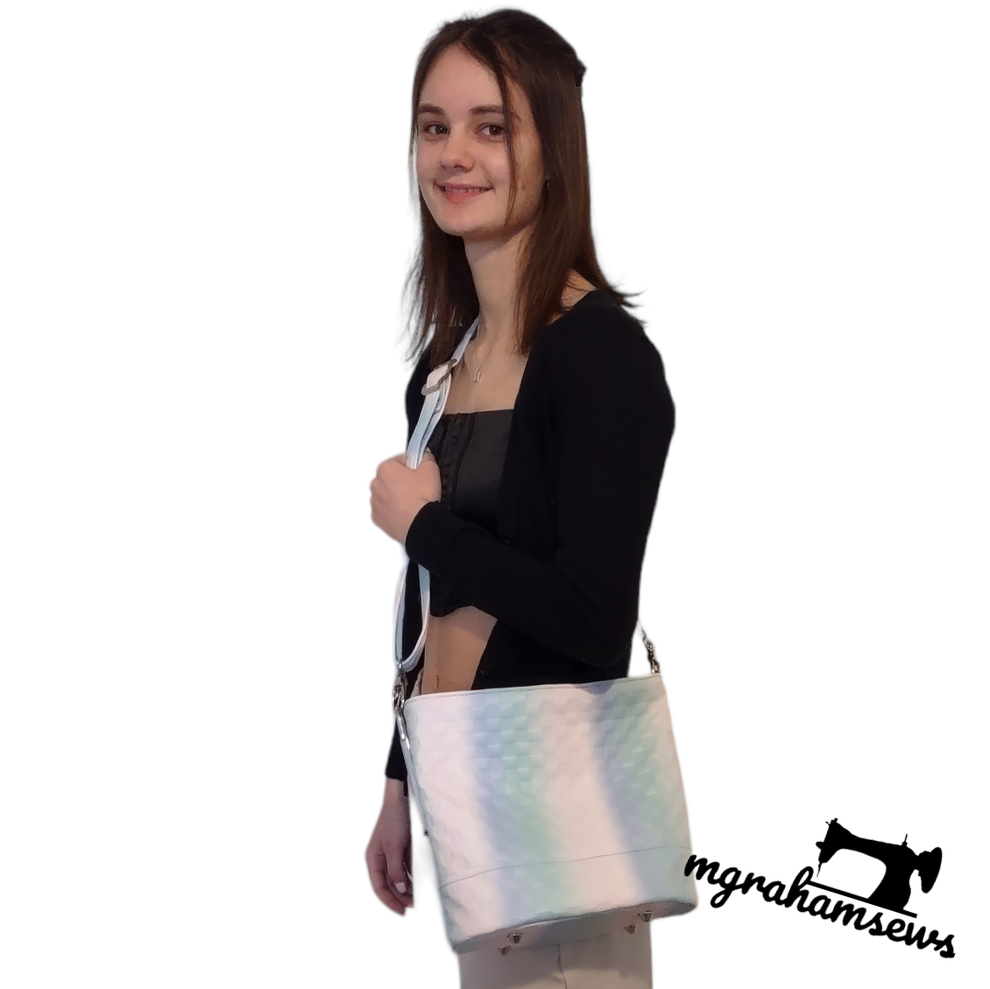Awesome Oval Bag PDF Pattern - Sewing Patterns by Mrs H – The Make Space